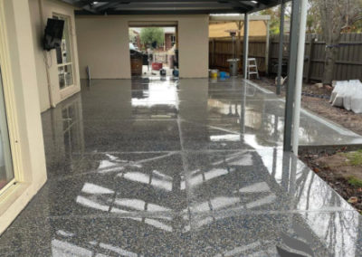 Glass in Polished Concrete - Schneppa Recycled Crushed Glass